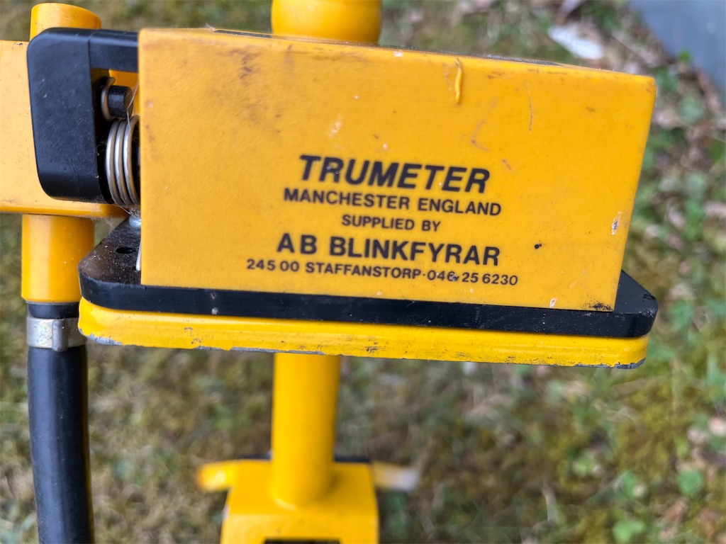 Avståndsmätare - Trumeter | Blinto auktioner
