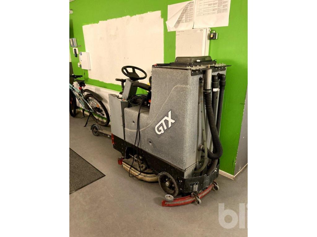 STÄDMASKIN - Tomcat GTX 30 | Blinto auktioner