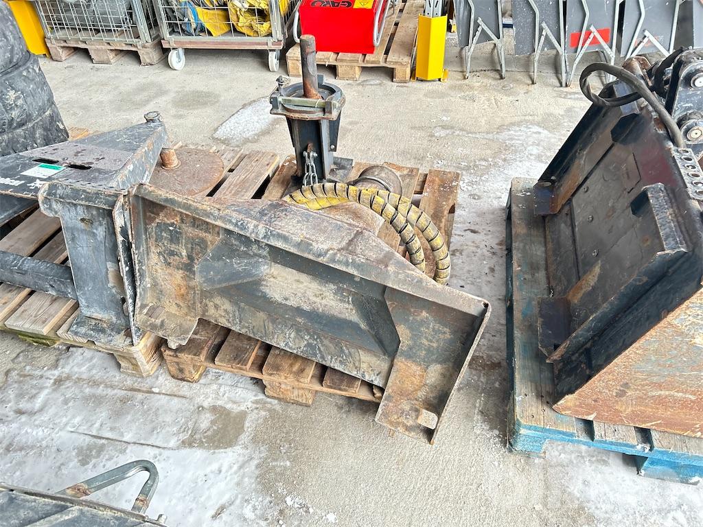 Hydraulhammare - MFC By IR-Bobcat | Blinto auktioner