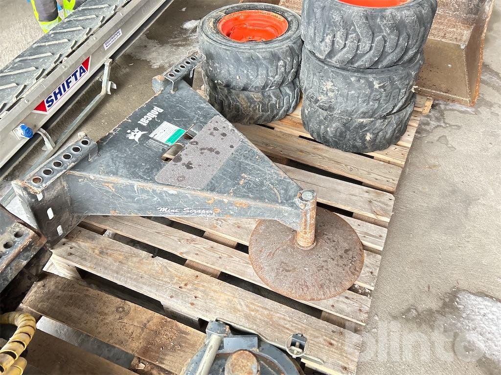 Skrapa - MFC By IR-Bobcat | Blinto auktioner