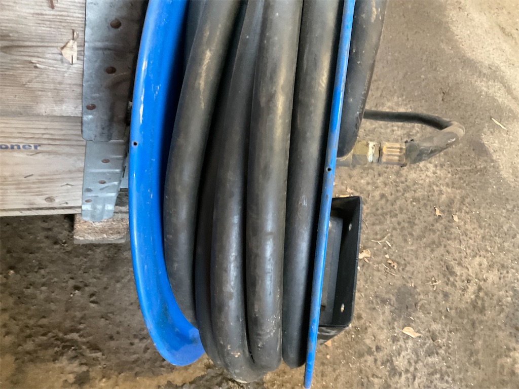 Slangvinda - Tryckluftvinda | Blinto auktioner