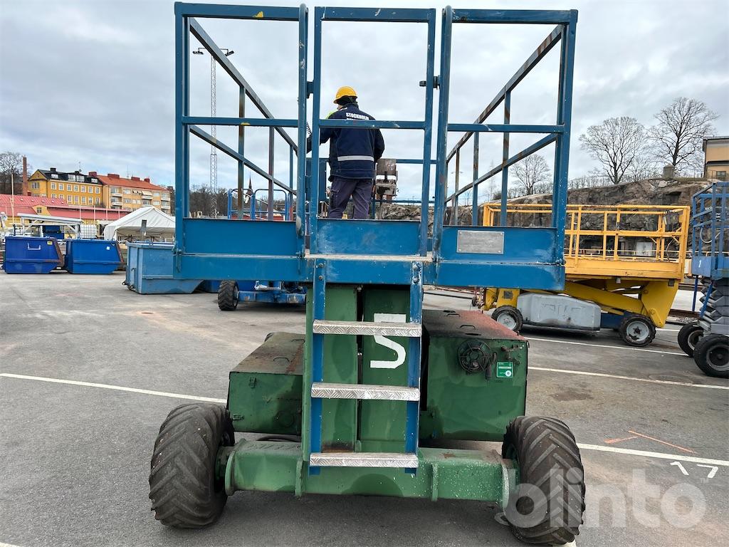 Plattformslift - UpRight SL30 | Blinto auktioner