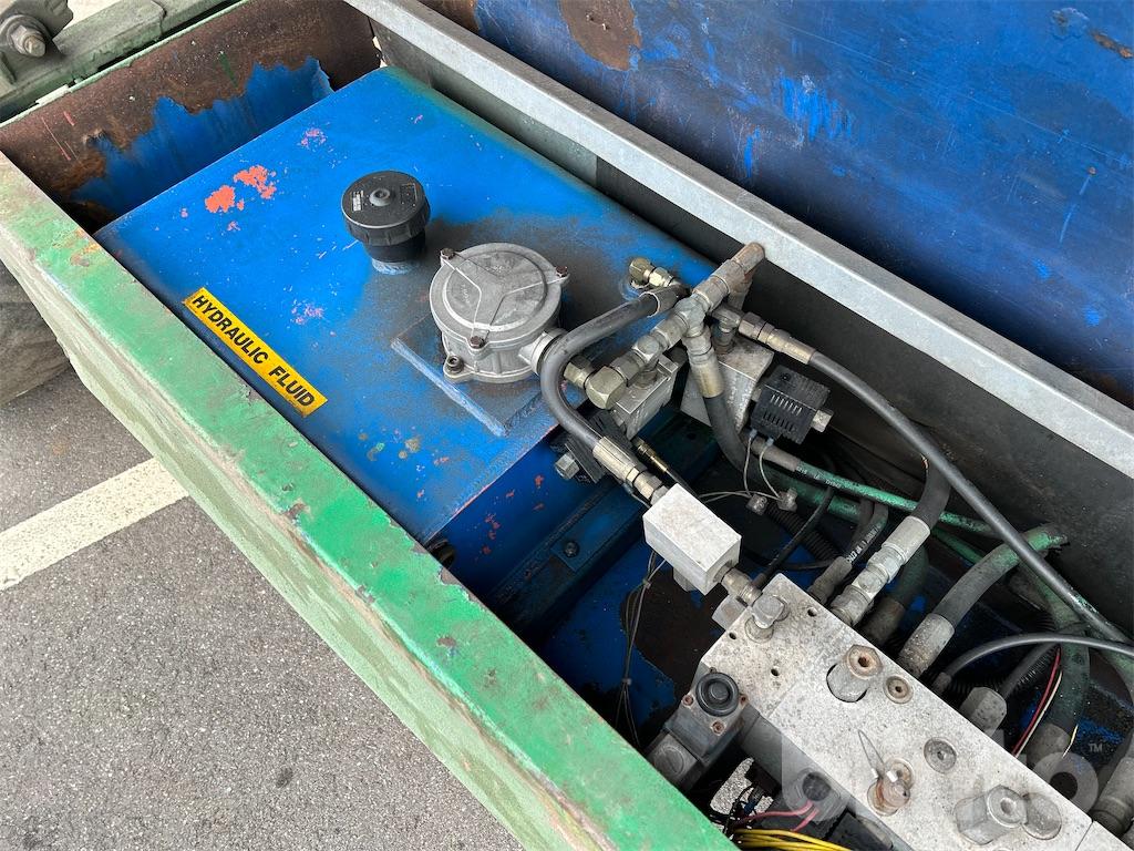 Plattformslift - UpRight SL30 | Blinto auktioner