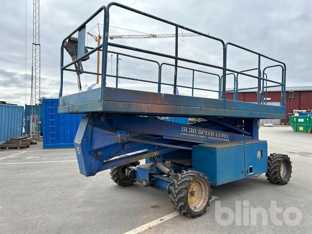 Plattformslift - UpRight SL30SL | Blinto auktioner