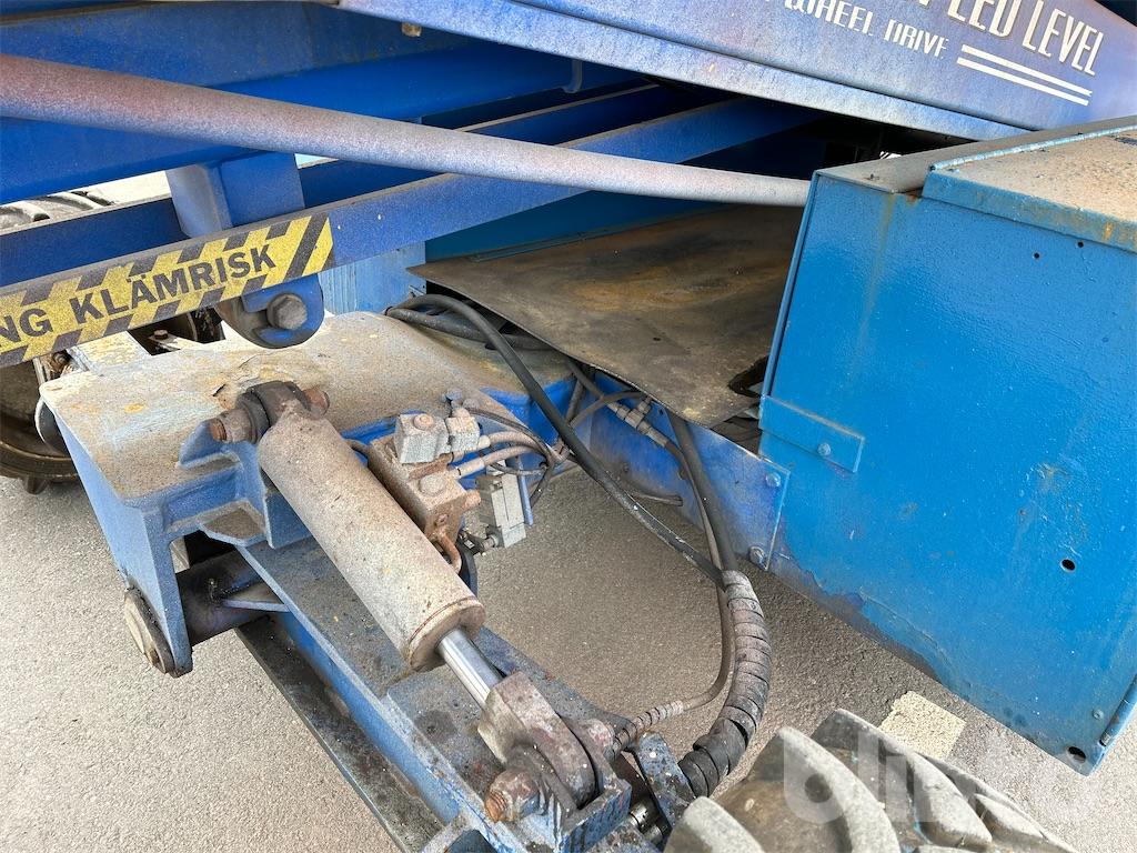 Plattformslift - UpRight SL30SL | Blinto auktioner