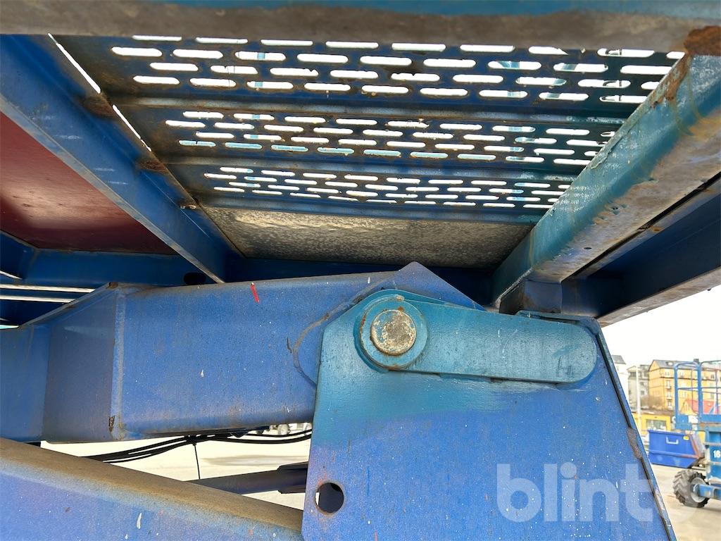 Plattformslift - UpRight SL30SL | Blinto auktioner