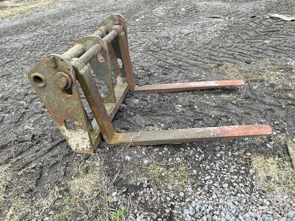 Pallgafflar - Manitou | Blinto auktioner