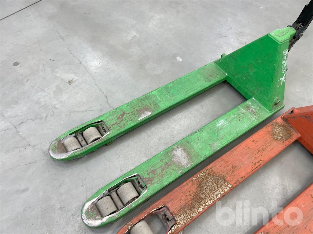 Pallyft - 2 st | Blinto auktioner