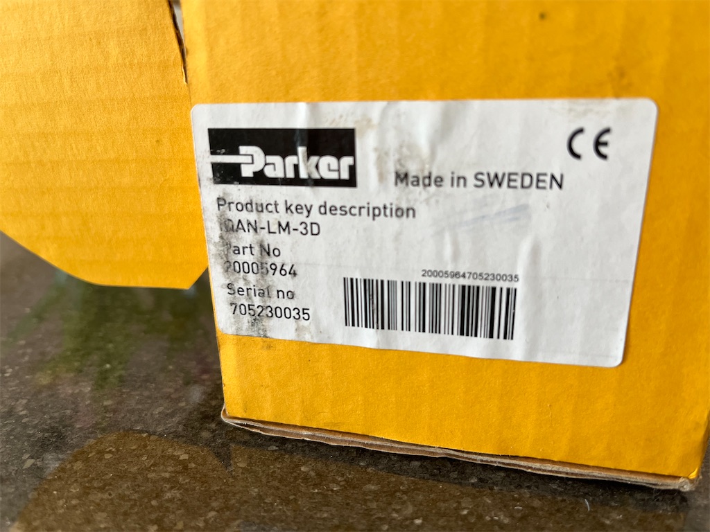 Joystick - ny - Iqan/Parker | Blinto auktioner