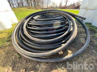 Vattenslang - Ca 300 meter - 90/110 | Blinto auktioner