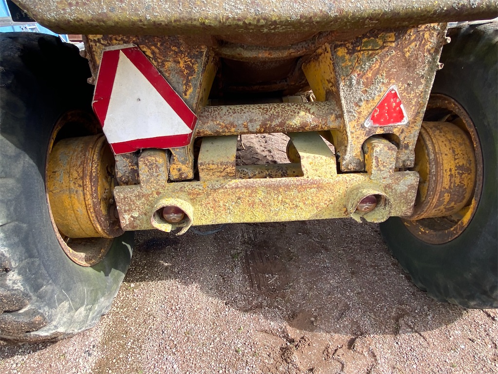 Industritraktor/vagn - Volvo BM 350 | Blinto auktioner