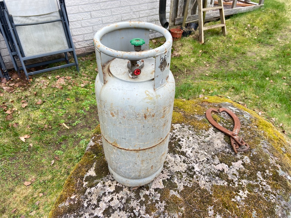 Gasoltub - 16 kg | Blinto auktioner