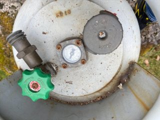 Gasoltub - 16 kg | Blinto auktioner