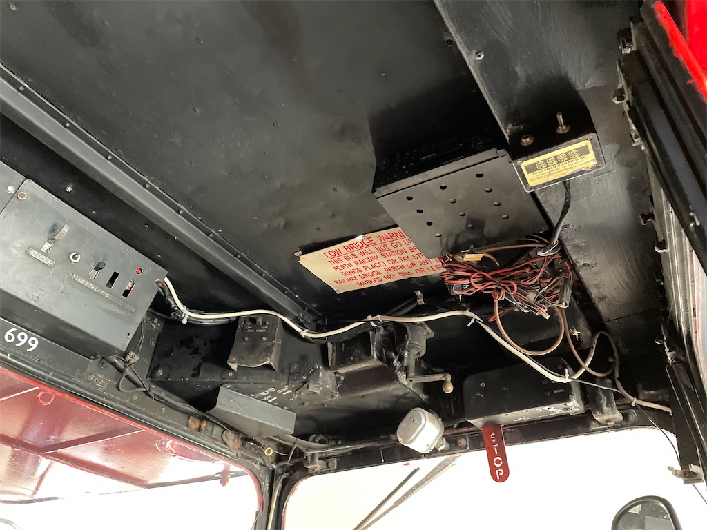 Buss - LEYLAND AEC ROUTEMASTER | Blinto