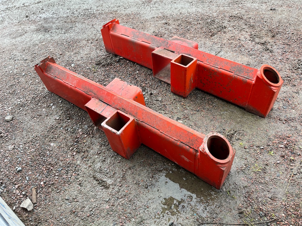 2st Timmerbankar - KTS | Blinto auktioner