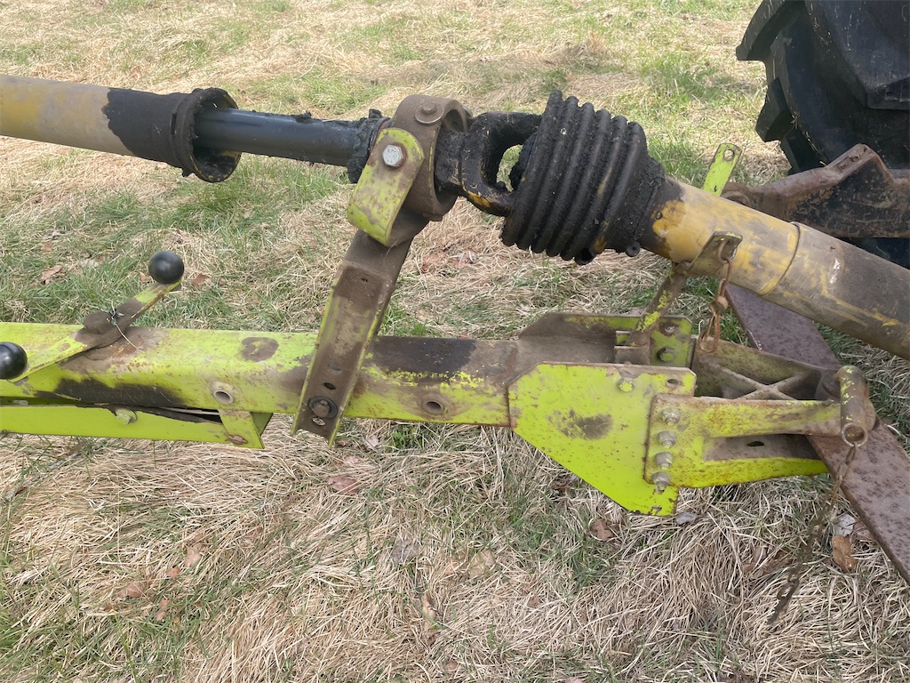 Småbalspress - Claas Markant 40 | Blinto auktioner