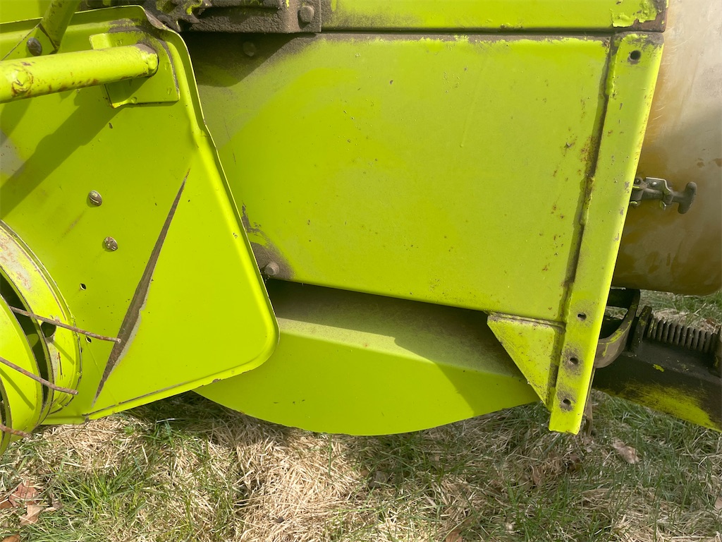 Småbalspress - Claas Markant 40 | Blinto auktioner