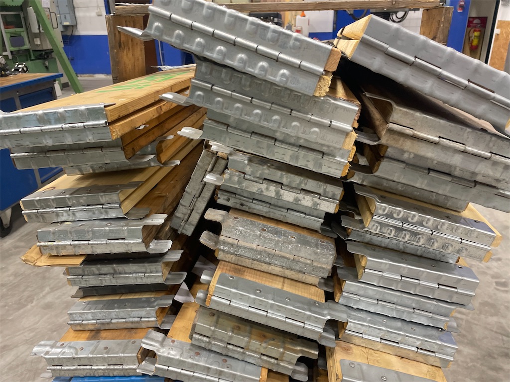 64 Halvpalls kragar - 600x800 | Blinto auktioner