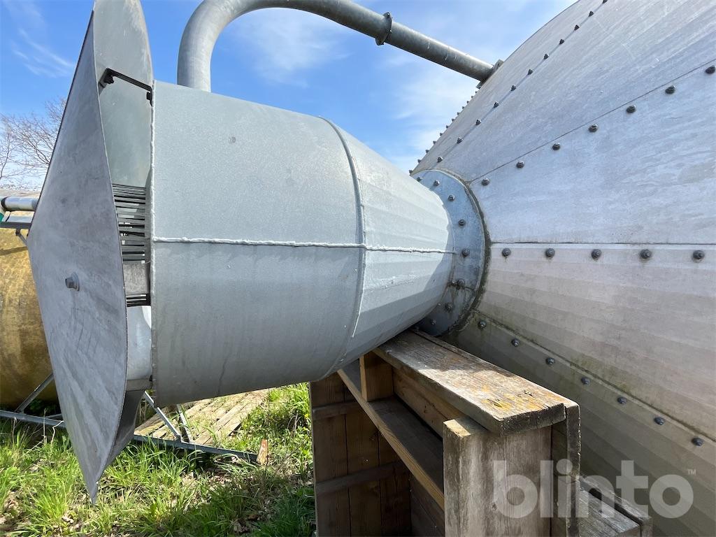 Silo 15 - Mafa | Blinto auktioner