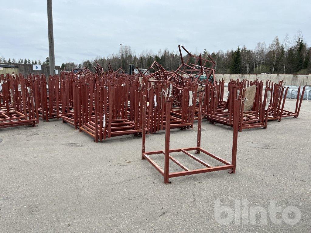 Burar - Staplingsbara burar | Blinto auktioner