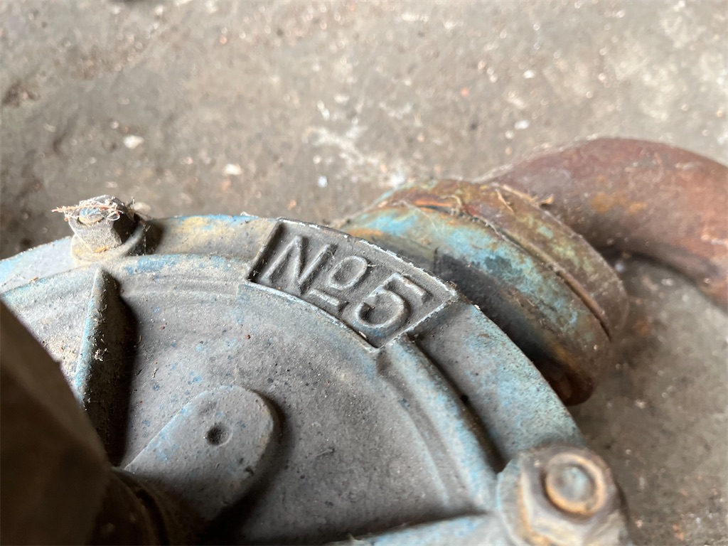 Handpumpar - För diesel | Blinto auktioner