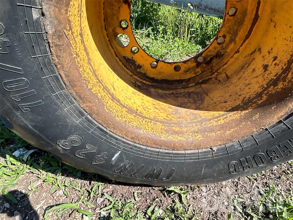 Trelleborg Twin 428 - 710/45-26.5 | Blinto