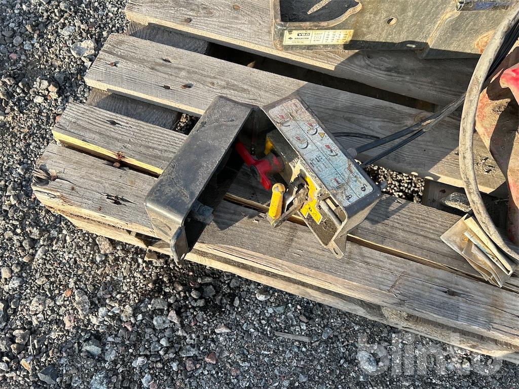 VBG drag - Med balk | Blinto auktioner