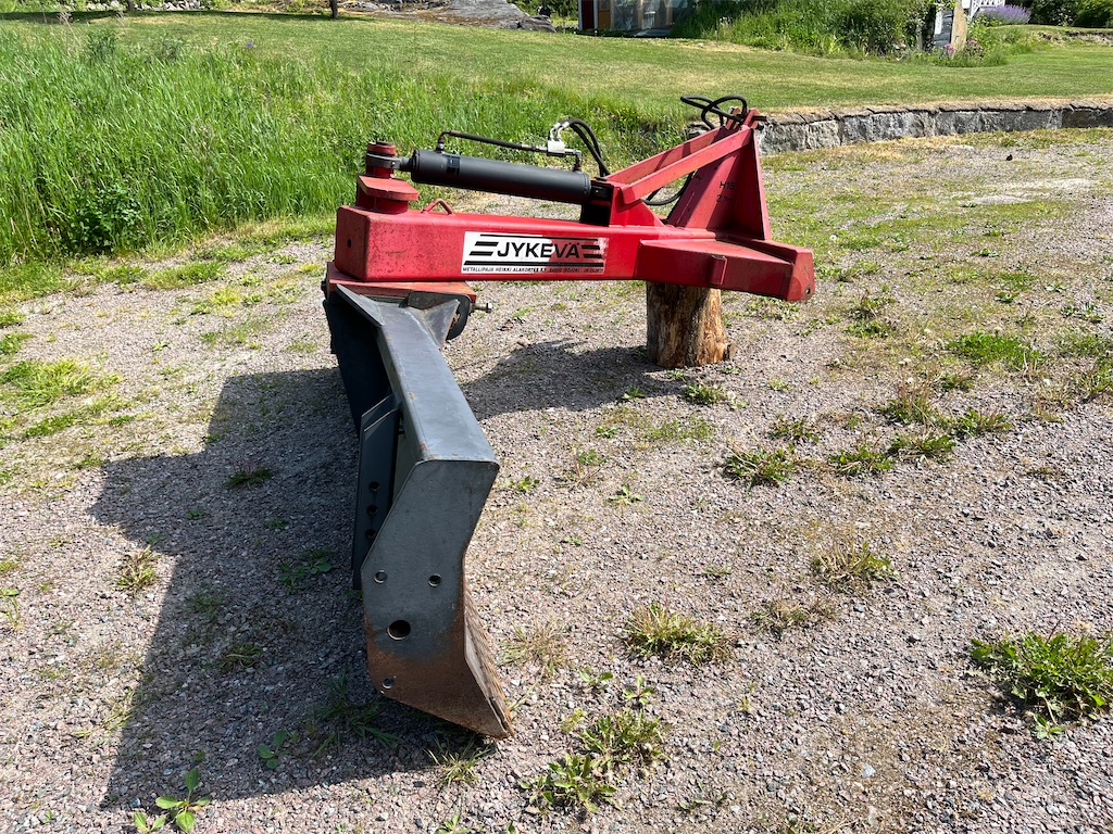 Schaktblad - Jykevä | Blinto auktioner