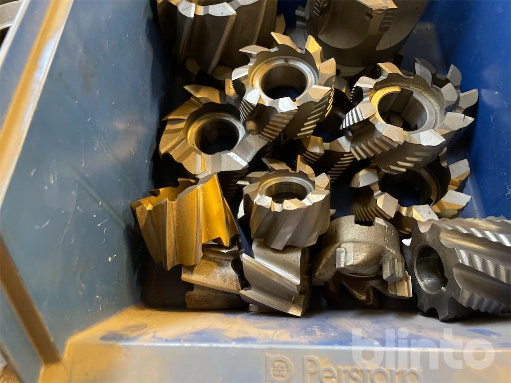 Borr & skär - Verkstadsutrustning | Blinto auktioner