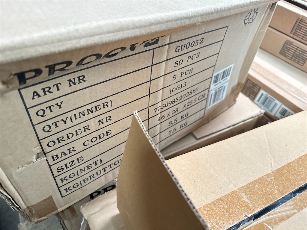 Vägguttag - PROOVE | Blinto auktioner