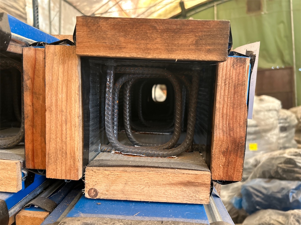 Förtagningslådor - Nevoga Plexus / 80 stycken | Blinto auktioner