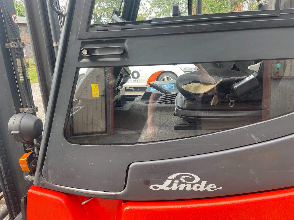 Motviktstruck - Linde E30 | Blinto auktioner