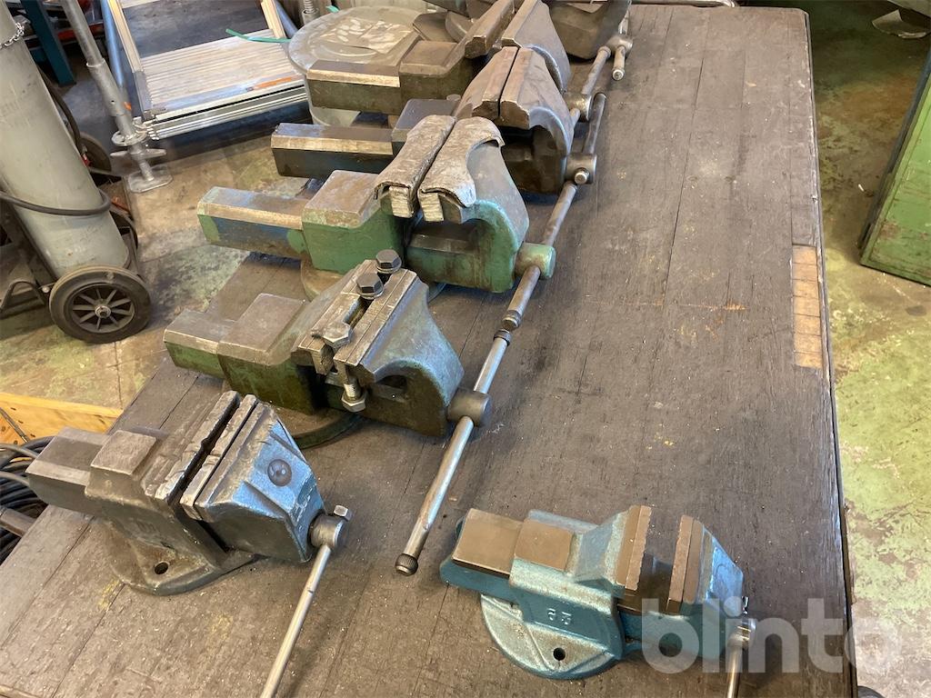 Skruvstycken - 7st | Blinto auktioner