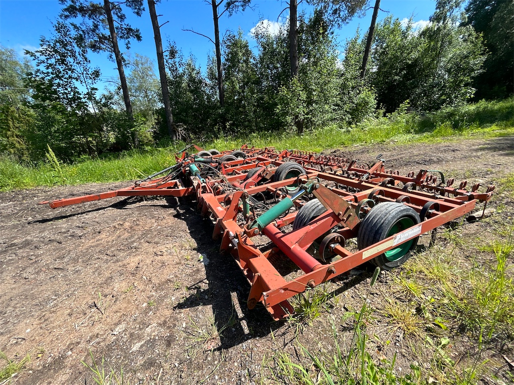 Harv - Kverneland TTA | Blinto auktioner