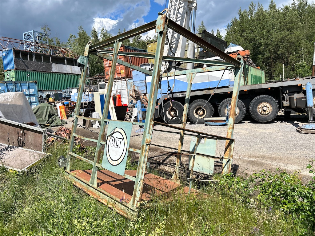 Lyftkorg - Materialkorg | Blinto auktioner