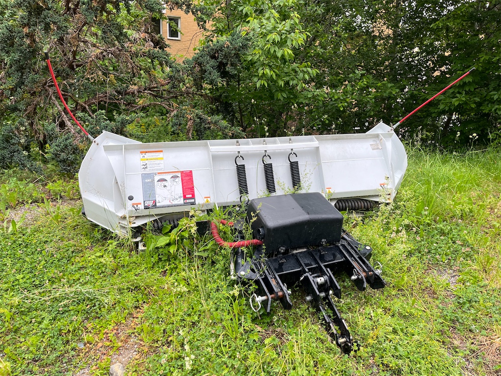 Plog - Blizzard 760 | Blinto auktioner