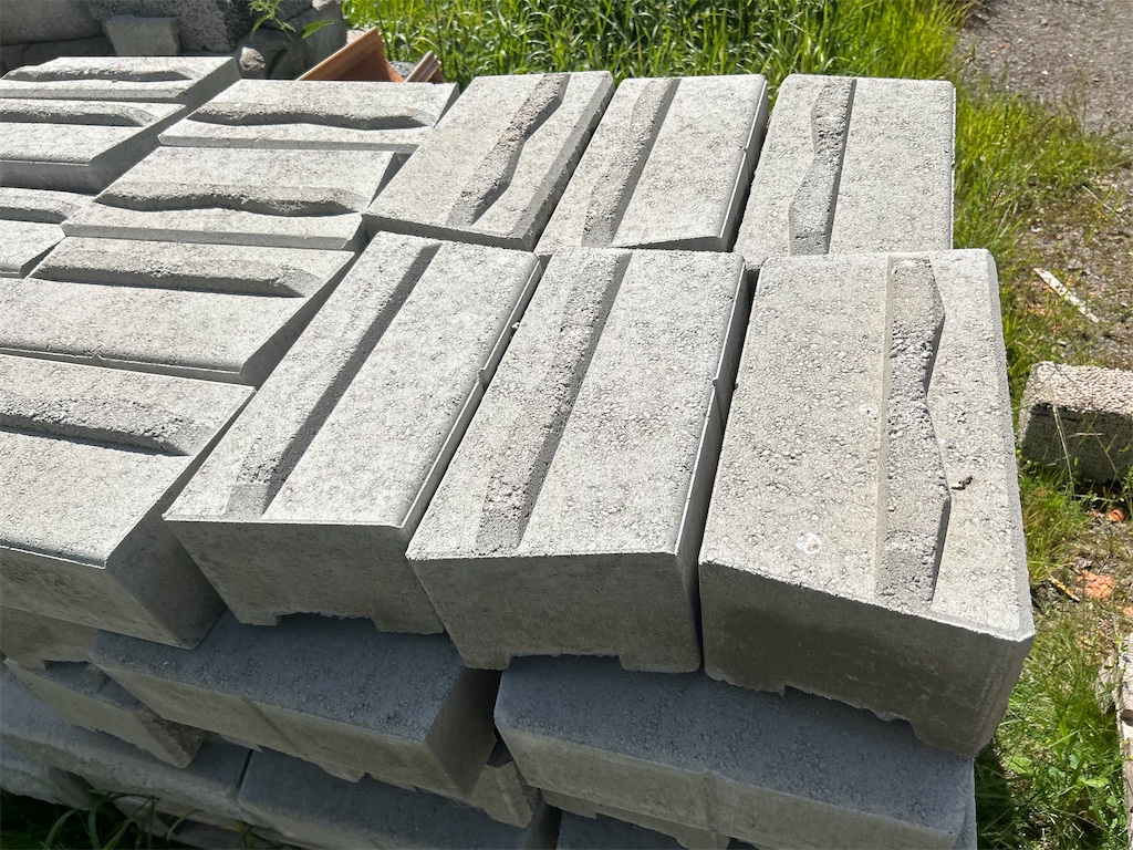 Murblock - Murblock | Blinto auktioner