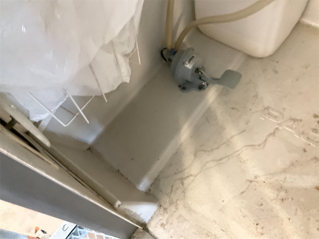 Toalettvagn - Pactosan | Blinto auktioner