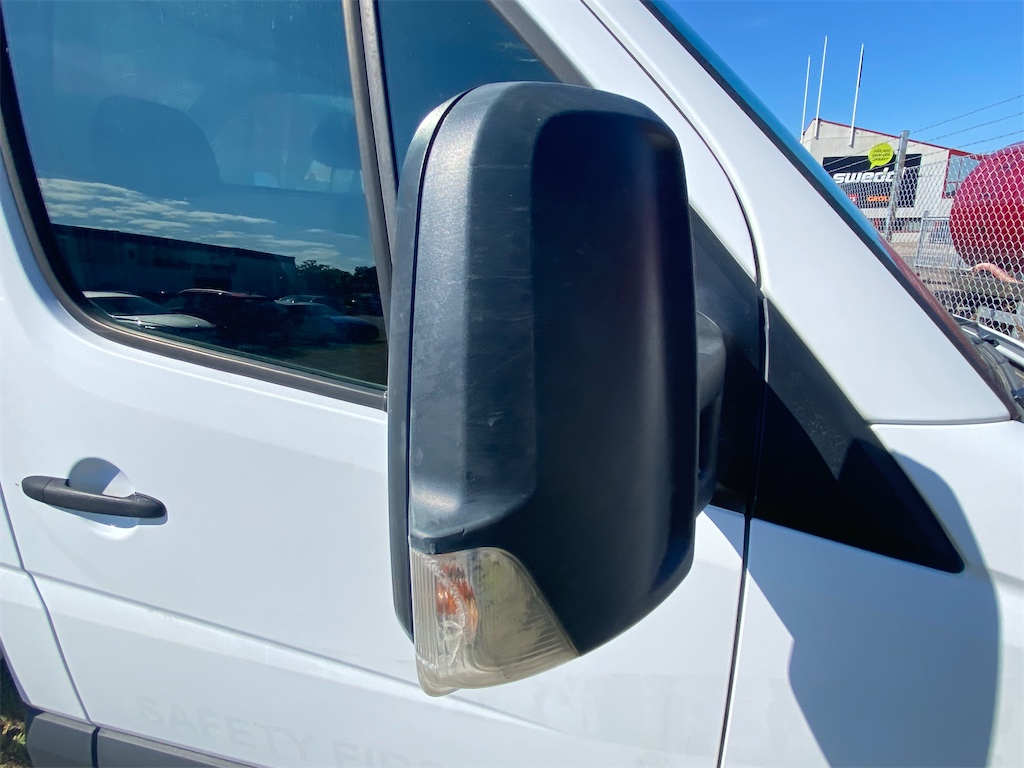 Lastbil - MERCEDES-BENZ | Blinto auktioner