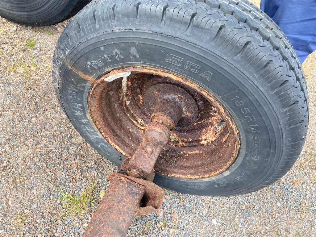 Axlar - 2 st | Blinto auktioner