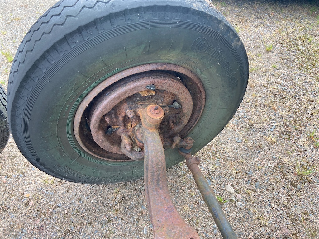 Axlar - 2 st | Blinto auktioner