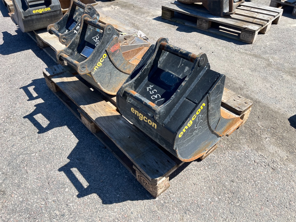 Djupgrävskopa - Engcon DB01 S30 | Blinto auktioner