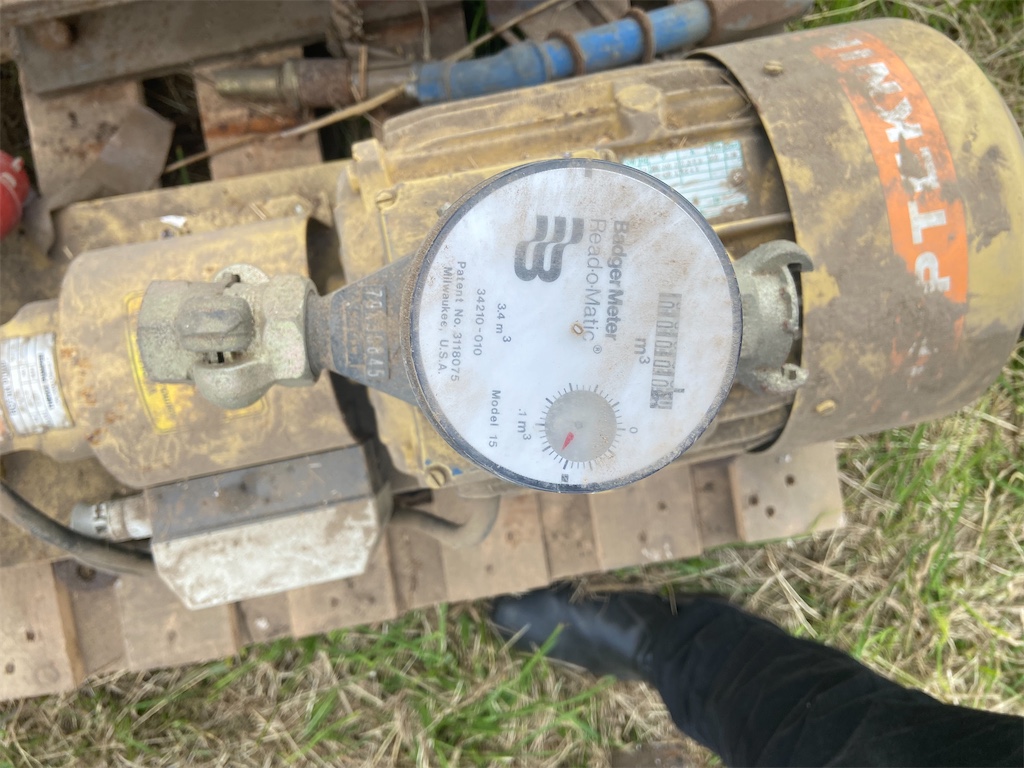 Melass pump - Knappt använd | Blinto