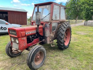 Traktor - VOLVO-BM T 430 | Blinto auktioner