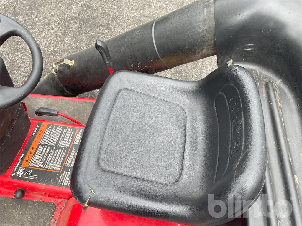 Åkgräsklippare - Snapper 1533 Hydro | Blinto auktioner