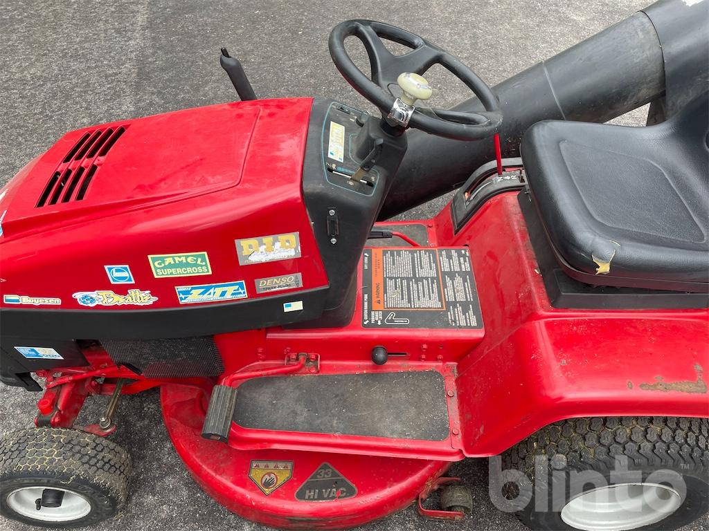 Åkgräsklippare - Snapper 1533 Hydro | Blinto auktioner