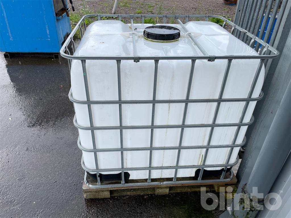 IBC TANK - 1000 liter | Blinto auktioner