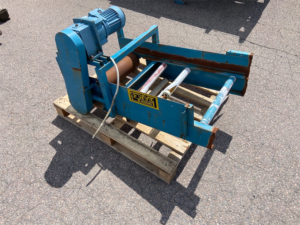 Elevator - Emve | Blinto auktioner