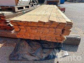 Furupanel - 3,9 meter | Blinto auktioner