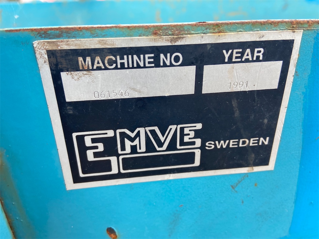 Elevator - Emve | Blinto auktioner